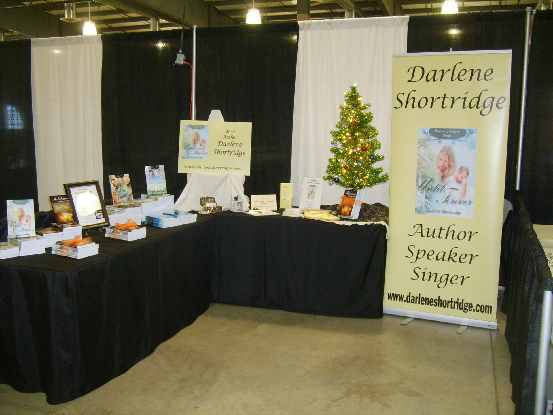 Why an Author Should Have a Booth at Live Events